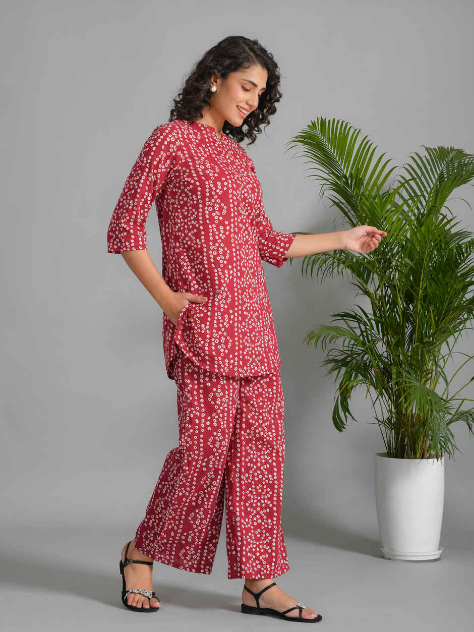 Buy Sanskrutihomes Women's Printed Round Neck Top & Flared Trouser Night suits | SE-NSP-820 ...