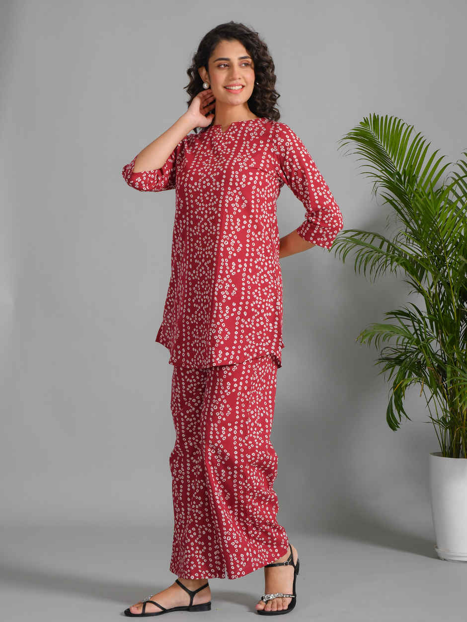 Buy Sanskrutihomes Women's Printed Round Neck Top & Flared Trouser Night suits | SE-NSP-820 ...
