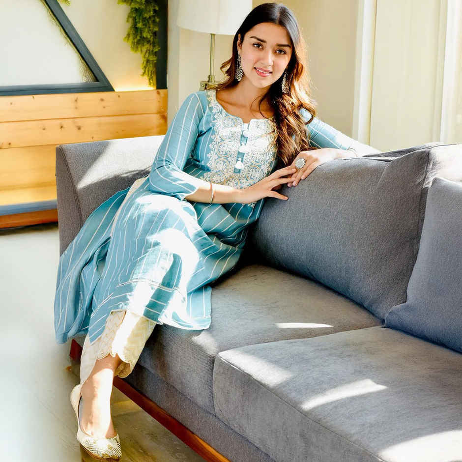 Buy Libas Women Blue Cotton Embroidered Yoke Straight Kurta - 23637Ol ...