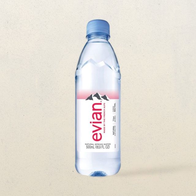 Buy Evian Natural Mineral Water Online - Price @ ₹150 | Instant Delivery | Zepto