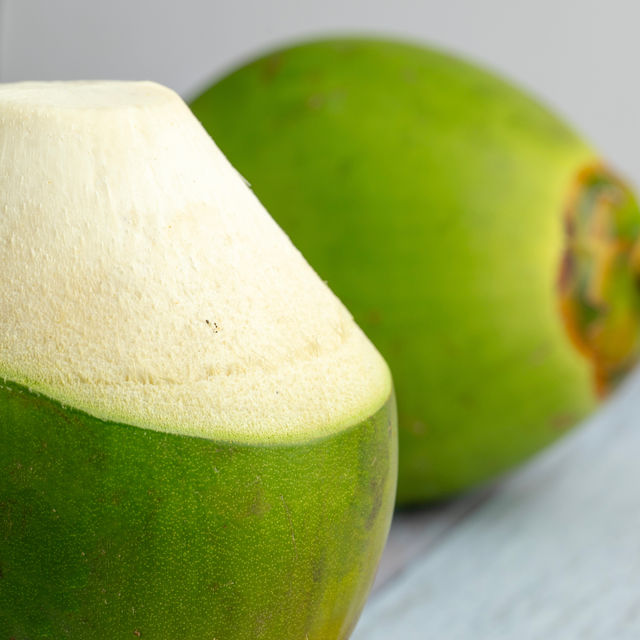 Buy Tender Coconut Online - Price @ ₹125 | Instant Delivery | Zepto
