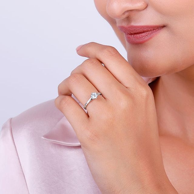 Buy Giva Silver Snowfall Ring at ₹1170 | Instant Online Delivery | Zepto