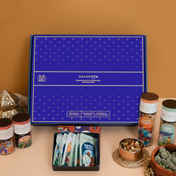 Buy Joyspoon Gift Box Online - Price @ ₹475 | Instant Delivery | Zepto