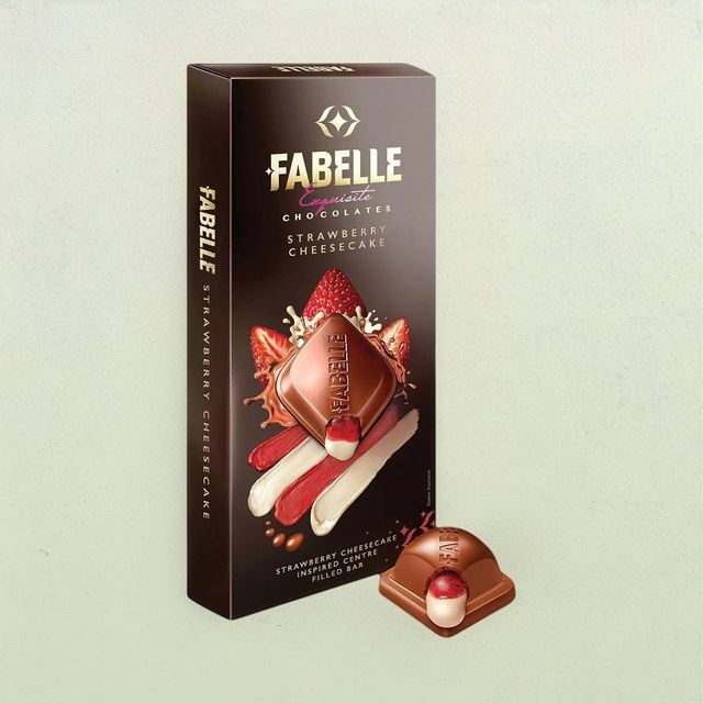 Fabelle Exquisite Chocolates Strawberry Cheesecake - Buy online at ₹338 ...